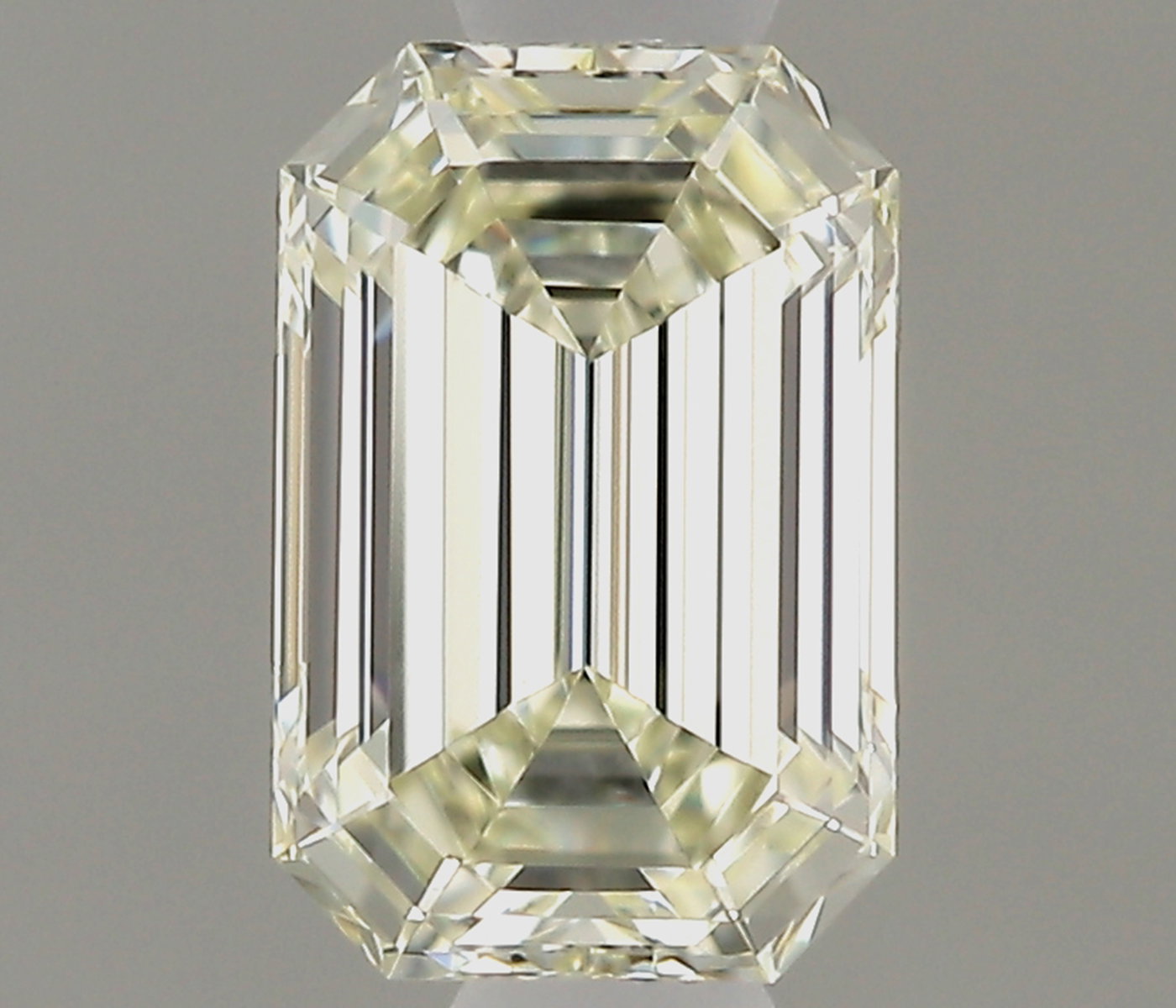 Diamants En Vrac Taille Émeraude - 77 Diamonds